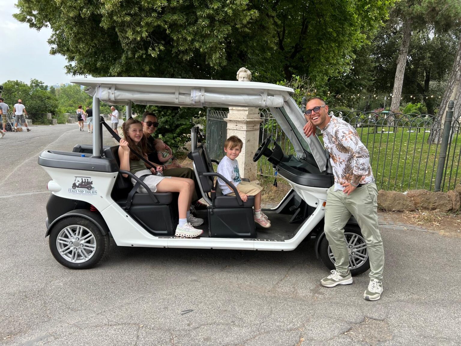 Golf Cart Tours in Rome: Luxury Private Sightseeing